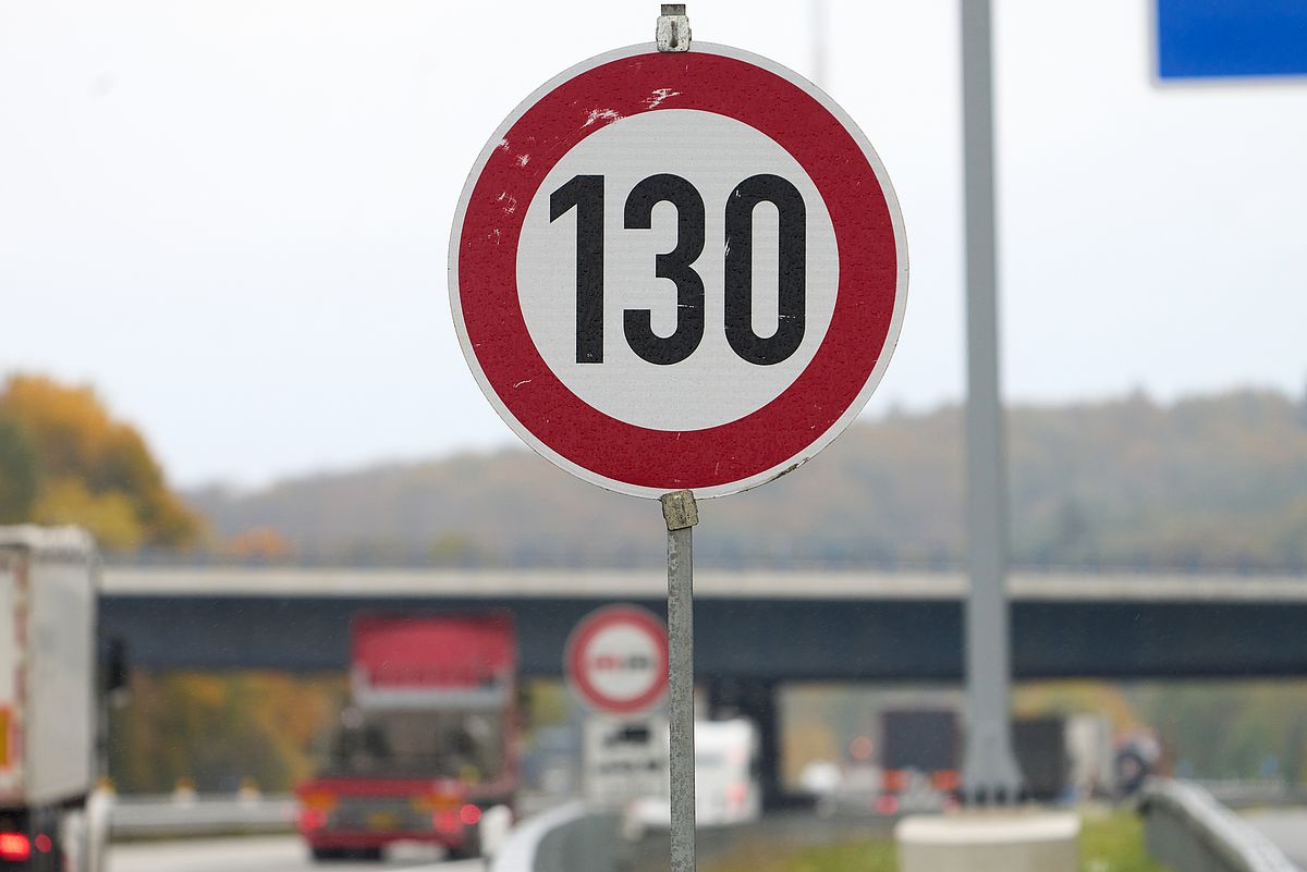 Tempolimit von 130 km/h auf Autobahnen einführen - Presse Ace